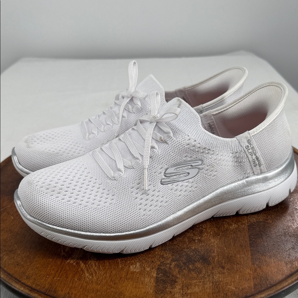 Skechers Shoes Wm 10 White Slip Ins Wide Fit Hands Fr… - Gem